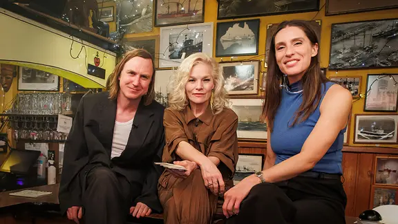 Musik bei Inas Nacht: Vella mit "All My Love" | ndr.de