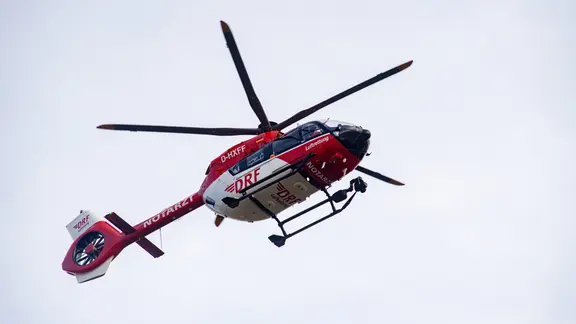 Dunella leaked videos extremely short, fair complexion,