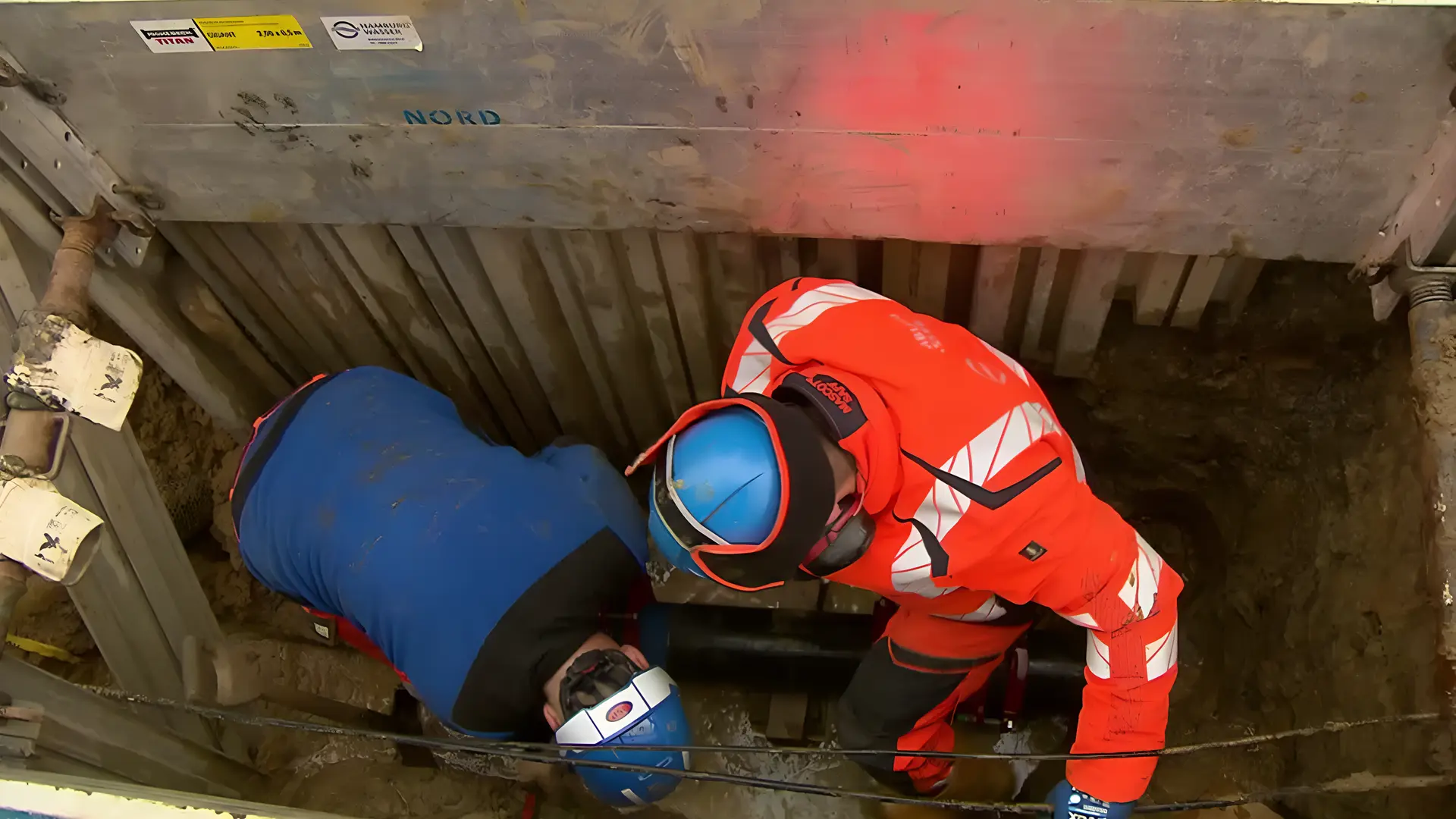 Kreuzung in Rostock nach Rohrbruch gesperrt | ndr.de