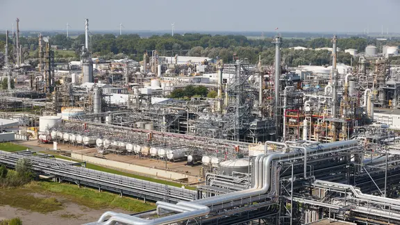 US-Chemie-Konzern DOW überprüft Standorte - auch Stade | ndr.de