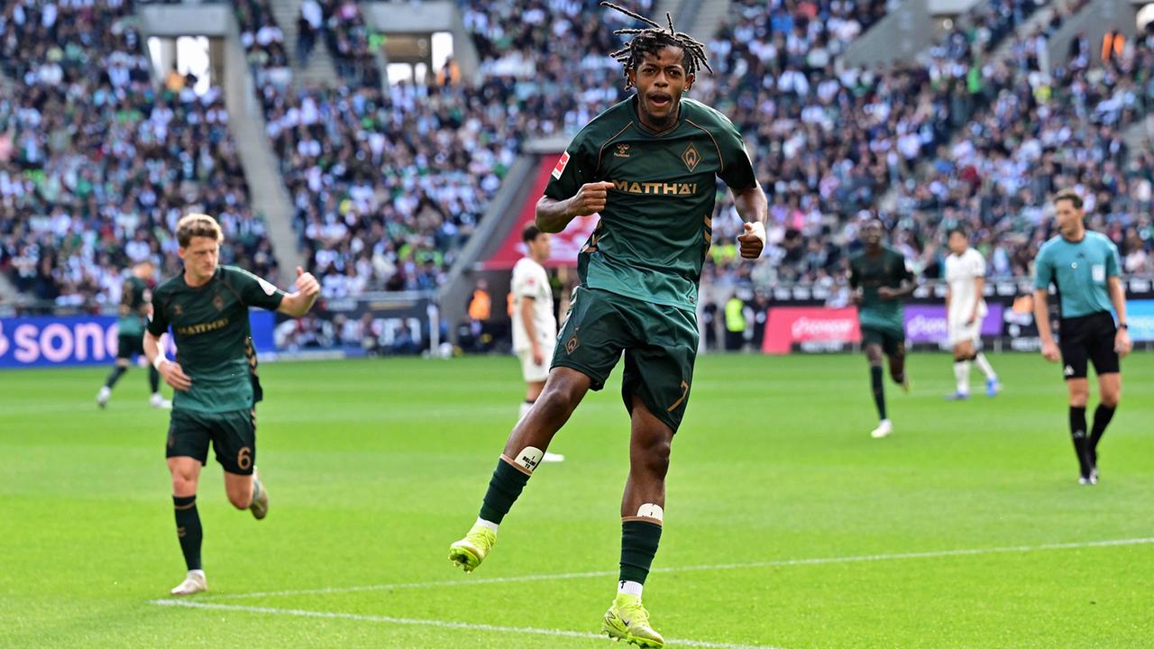 Fußball-Bundesliga: Mbangula überragt! Werder Bremen jubelt bei ...