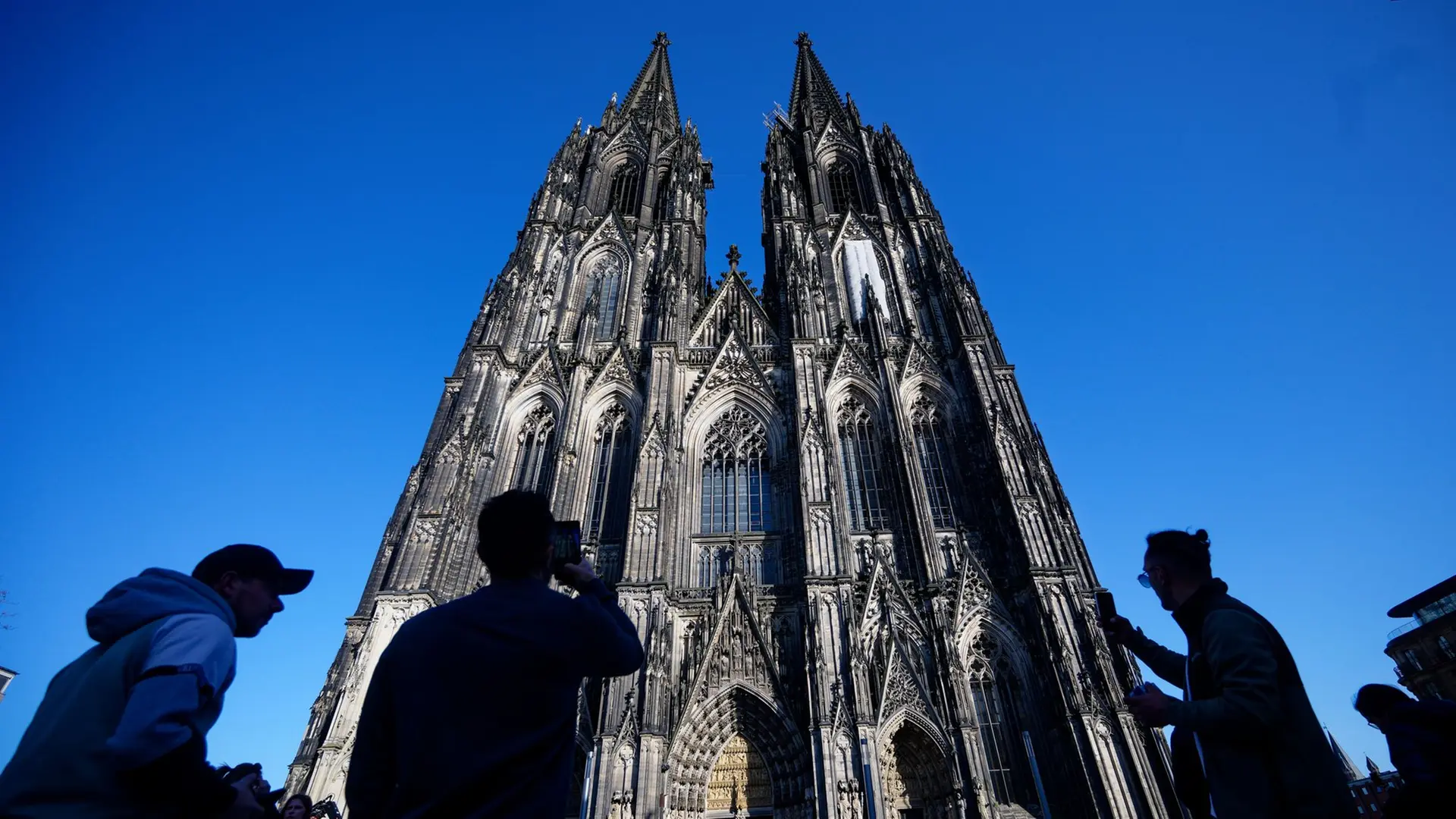 Besuch im Kölner Dom kostet ab Juli zwölf Euro Eintritt | ndr.de