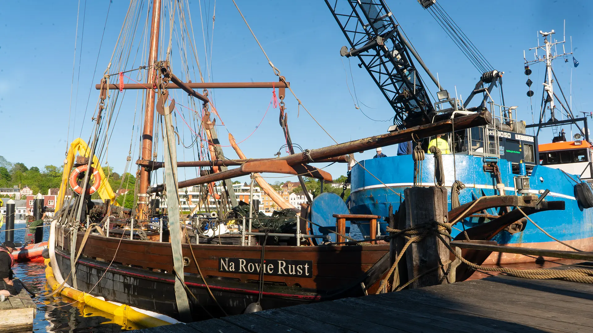 Historischer Segler "Na Rovie Rust" aus Flensburger Förde geborgen | ndr.de