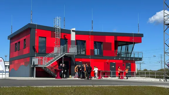 Empor Rostock: Mehler bleibt, Meuser geht | ndr.de