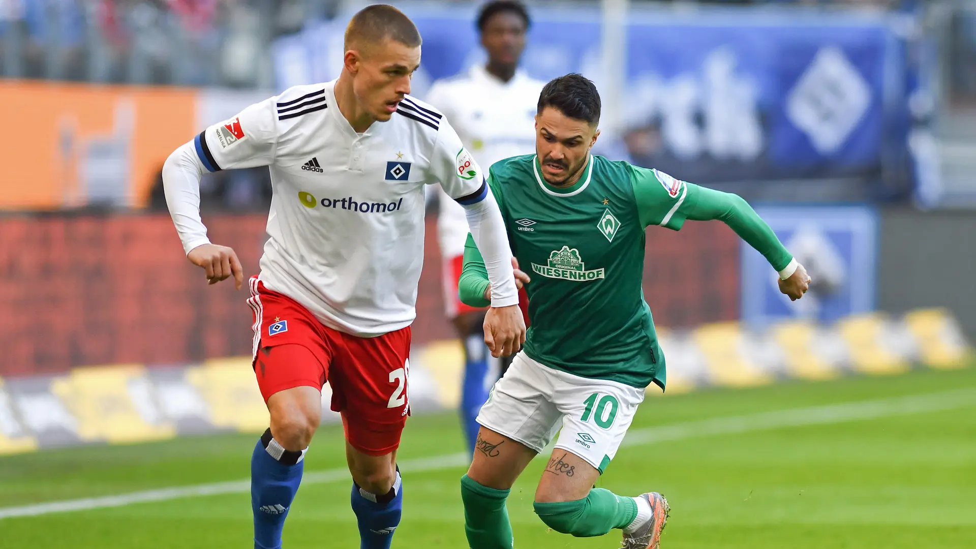 "Elektrisierend" wie eh und je - HSV empfängt Werder Bremen zum Nordderby | ndr.de