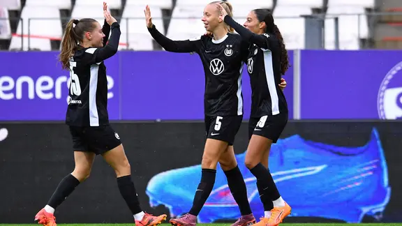 DFB-Pokal: Wolfsburg empfängt Freiburg, HSV Bayer Leverkusen | ndr.de