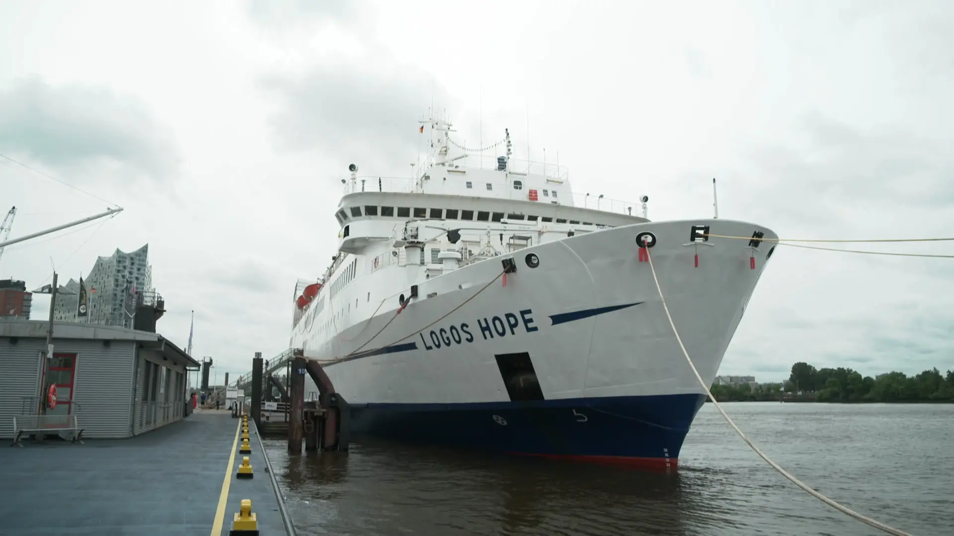 Missionsschiff "Logos Hope": Vorwürfe gegen christliche Organisation ...