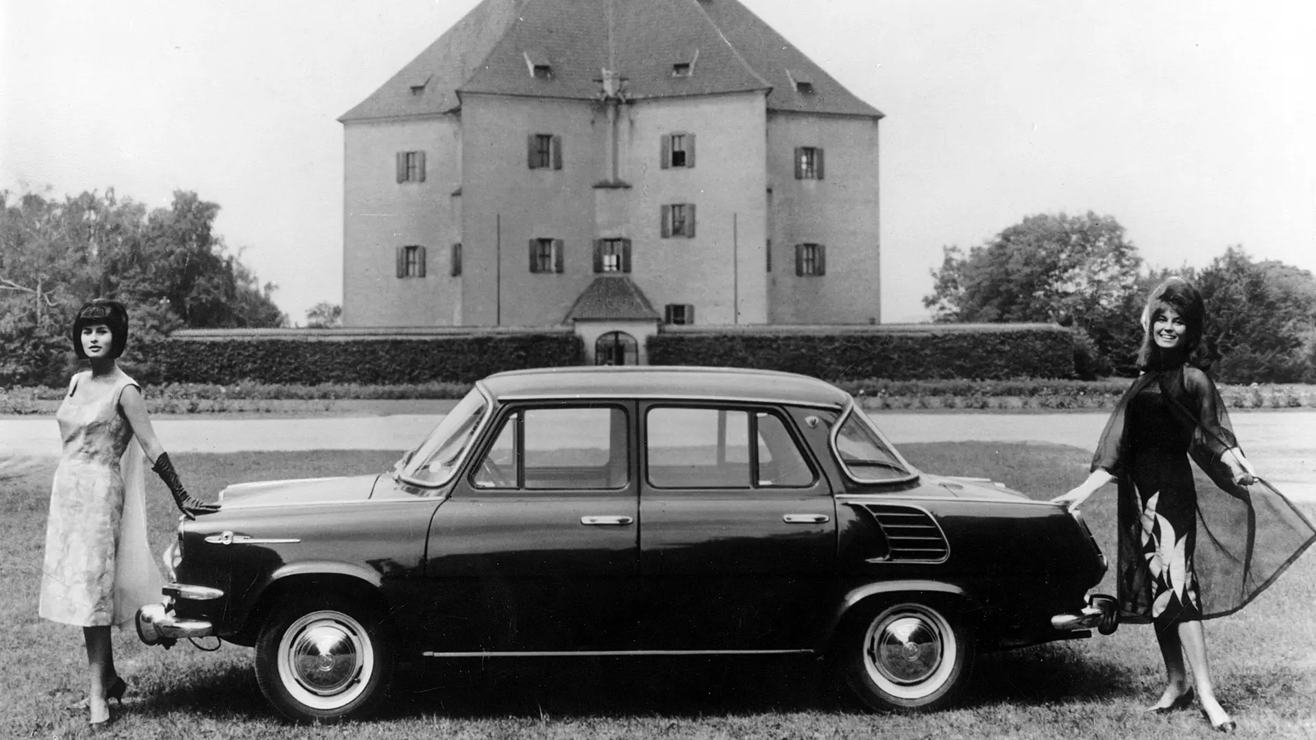 Kultige Autos, die auf den Straßen der DDR unterwegs waren | ndr.de