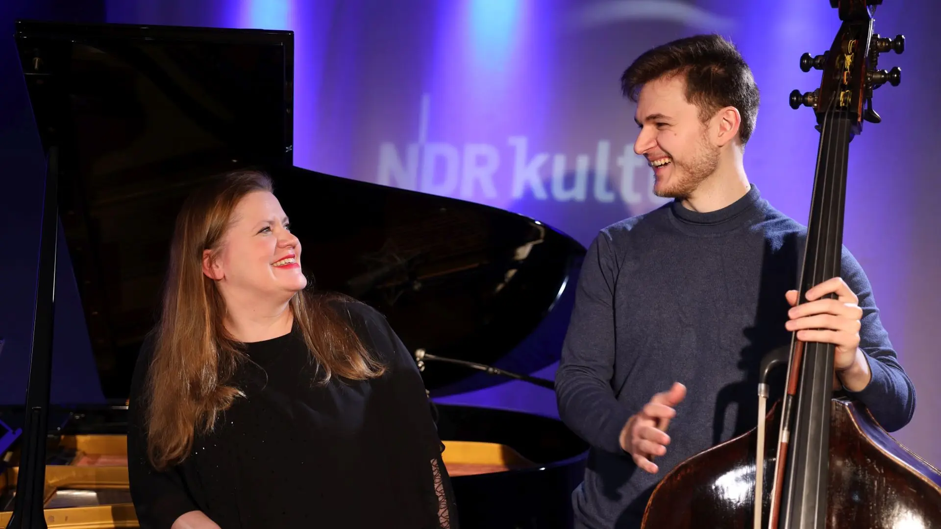 Kontrabass-Geschichten: Dominik Wagner & Lauma Skride | ndr.de