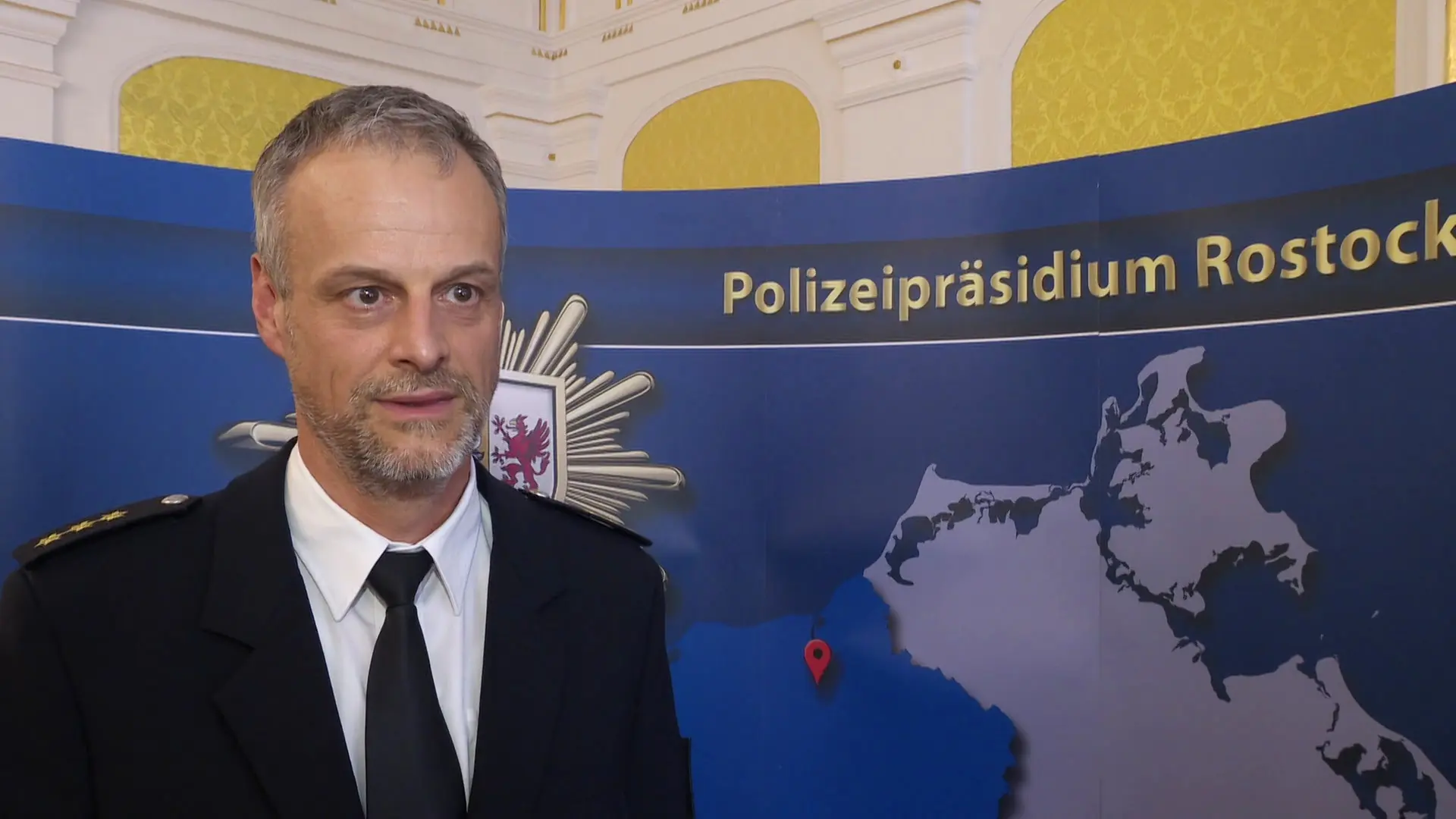 Neue Chefs bei der Polizei in Rostock | ndr.de