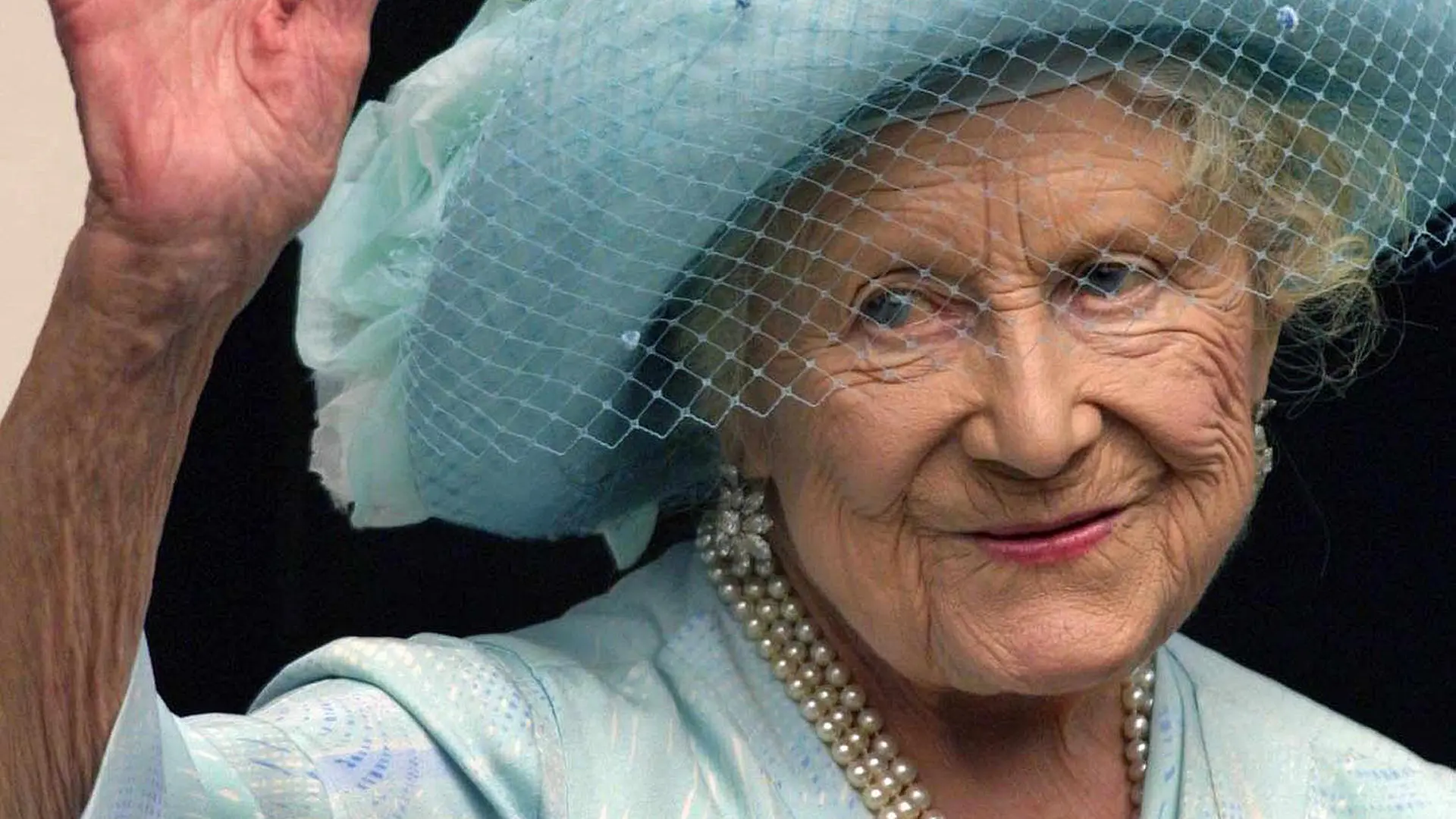 Queen Mum - Eine Biografie in Bildern | ndr.de