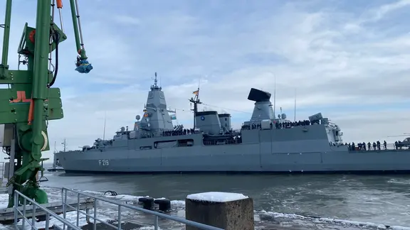 Problemfall F126: Gerangel um Fregatten-Bau für die Marine | ndr.de
