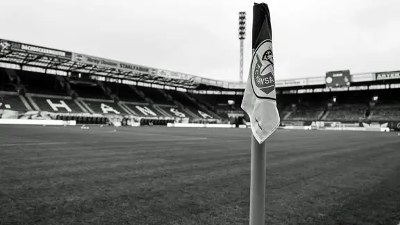 Hansa Rostock: Finanzen stabil - Kaderumbau läuft | ndr.de