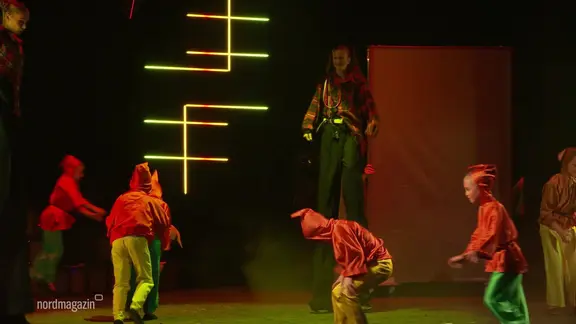 Anklam: Fritz-Reuter-Ensemble beendet erfolgreiche Saison | ndr.de