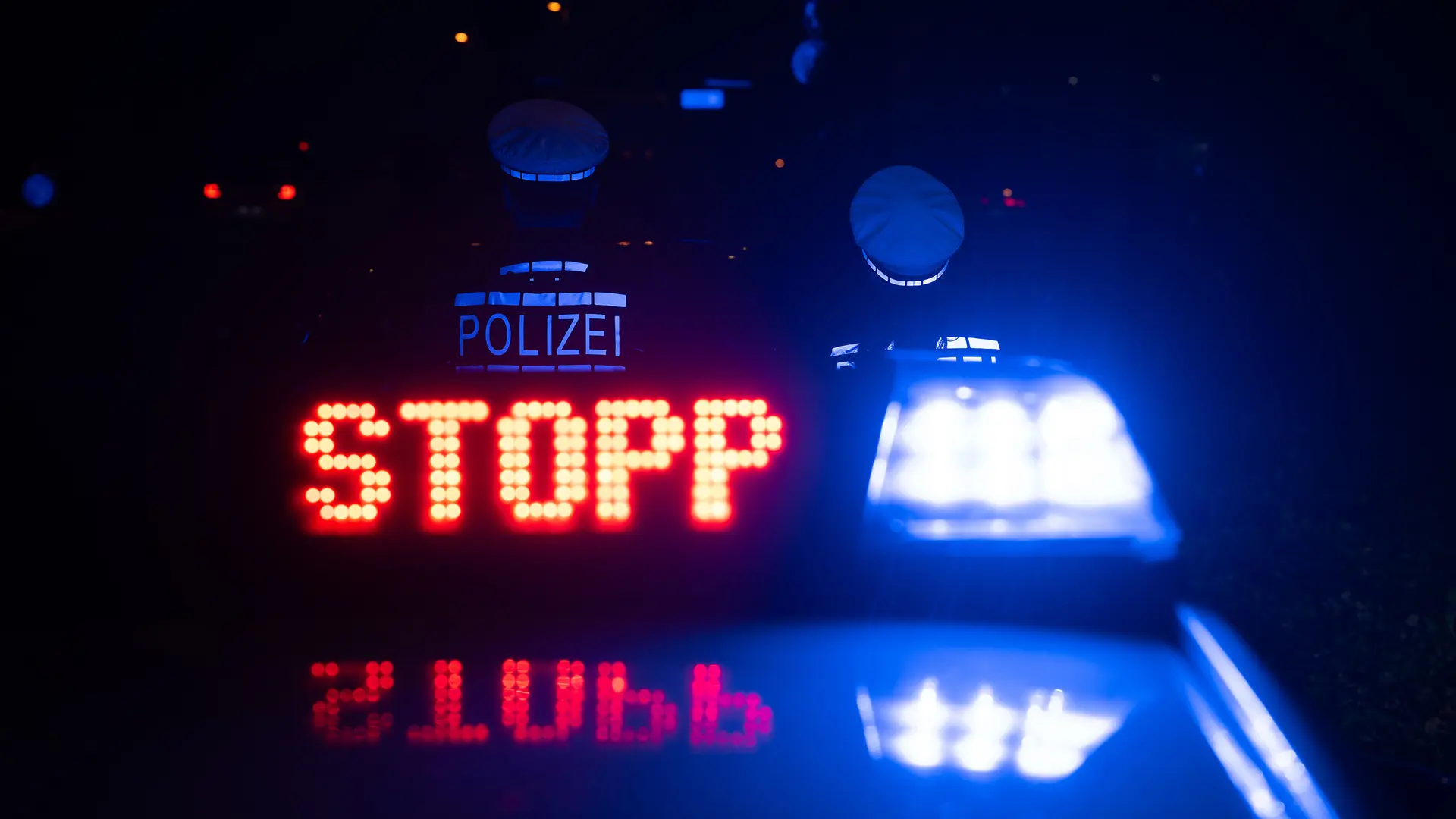 Geisterfahrer: Polizei stoppt LKW auf B75 bei Lübeck-Kücknitz | ndr.de