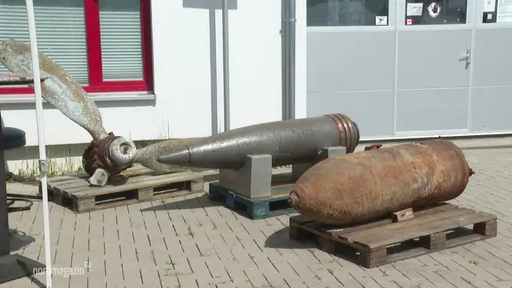 Weltkriegs-Schiffswracks am Meeresboden: Die stille Bedrohung | ndr.de