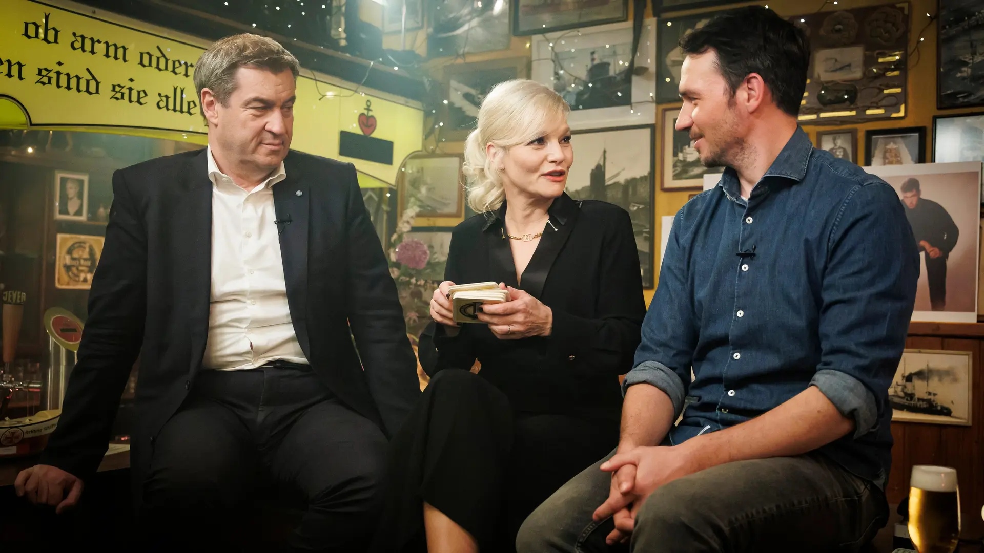 Inas Nacht mit Markus Söder und Felix Neureuther | ndr.de