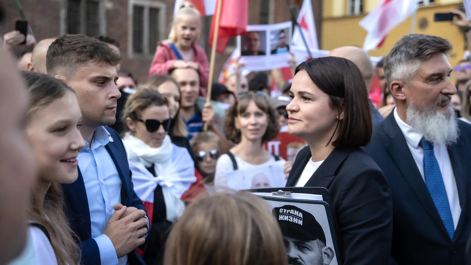 The Accidental President - Swetlana Tichanowskaja | ndr.de