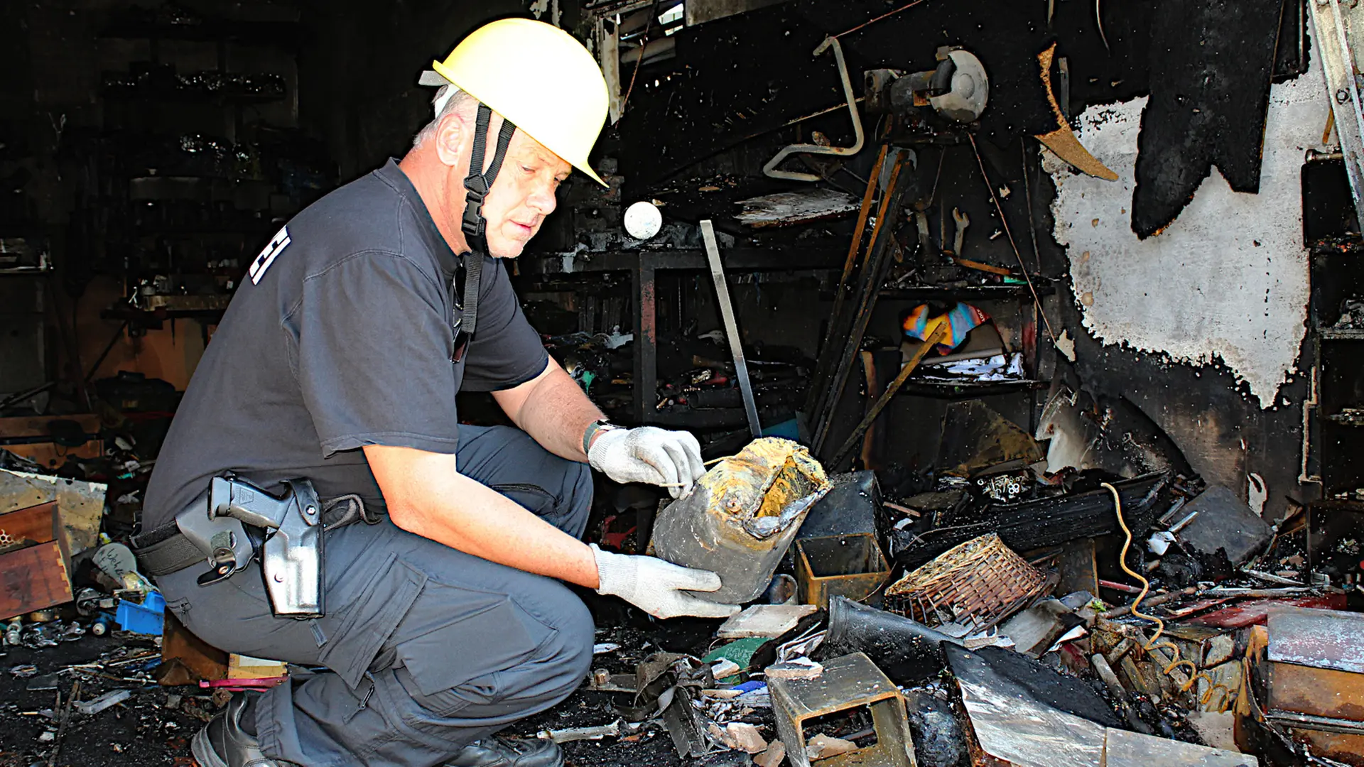 Schweißarbeiten lösen Brand und Explosion in einer Garage aus | ndr.de