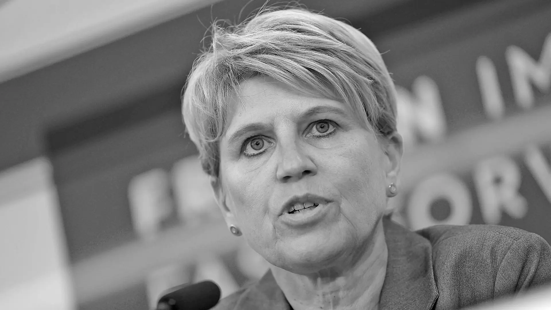 Frühere Fußball-Nationalspielerin Doris Fitschen ist tot | ndr.de