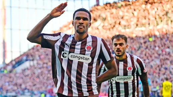 Testspiel: Eintracht Braunschweig gewinnt 6:0 beim 1. FC Magdeburg | ndr.de