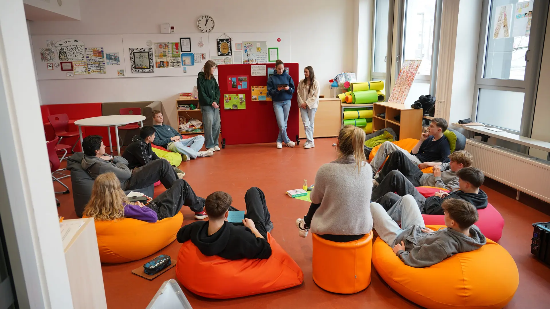 Schulfach Glück: Unterricht gegen Stress und Leistungsdruck | ndr.de