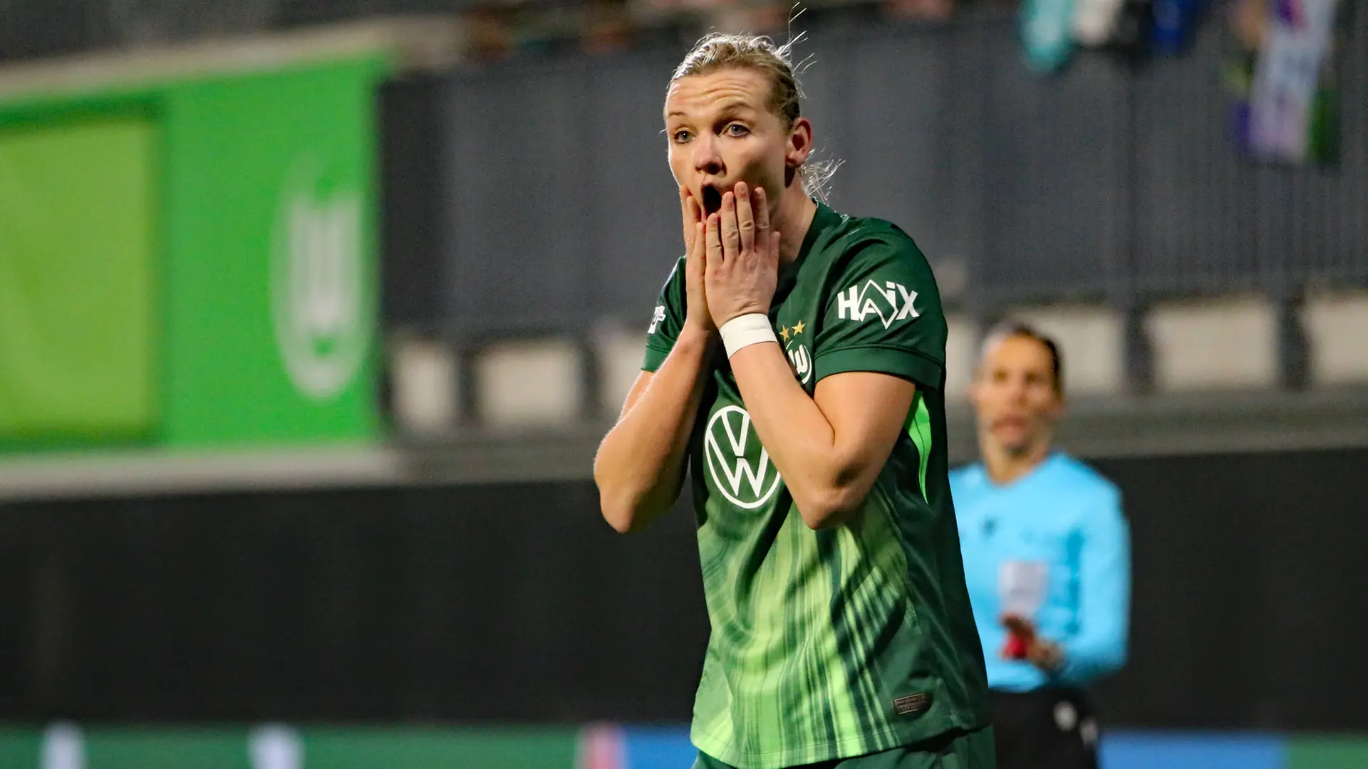 Wolfsburgerinnen unterliegen Chelsea und müssen in die Play-offs | ndr.de