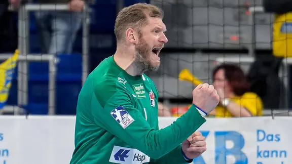 Handball-Weltmeister Johannes Bitter beendet seine Karriere | ndr.de