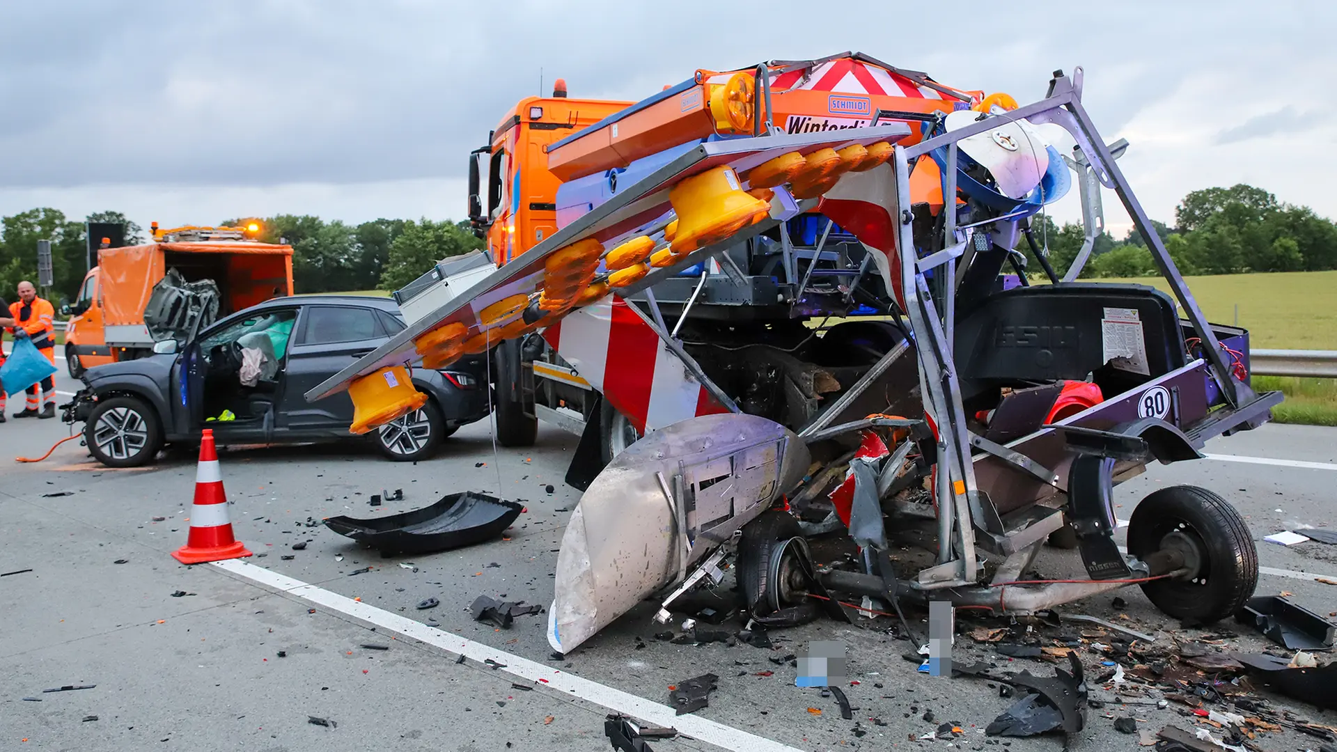Nach Unfall auf A7: Autobahn Richtung Norden wieder frei | ndr.de