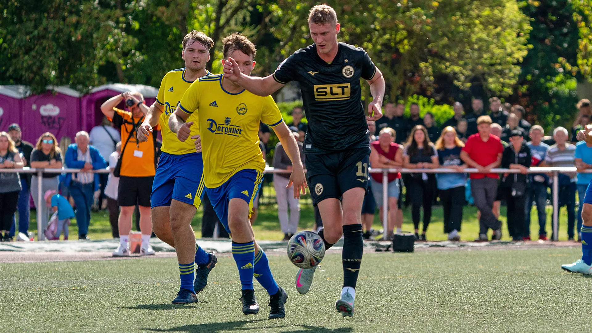 Mit Holten-Fünferpack: Hansa Rostock siegt locker im Landespokal MV in ...