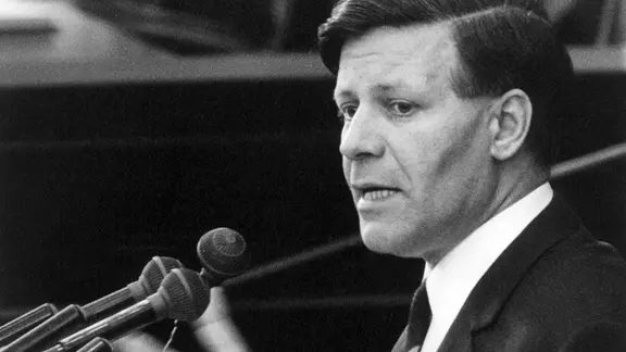 Helmut Schmidt: Musik war für ihn mehr als ein Privatvergnügen | ndr.de