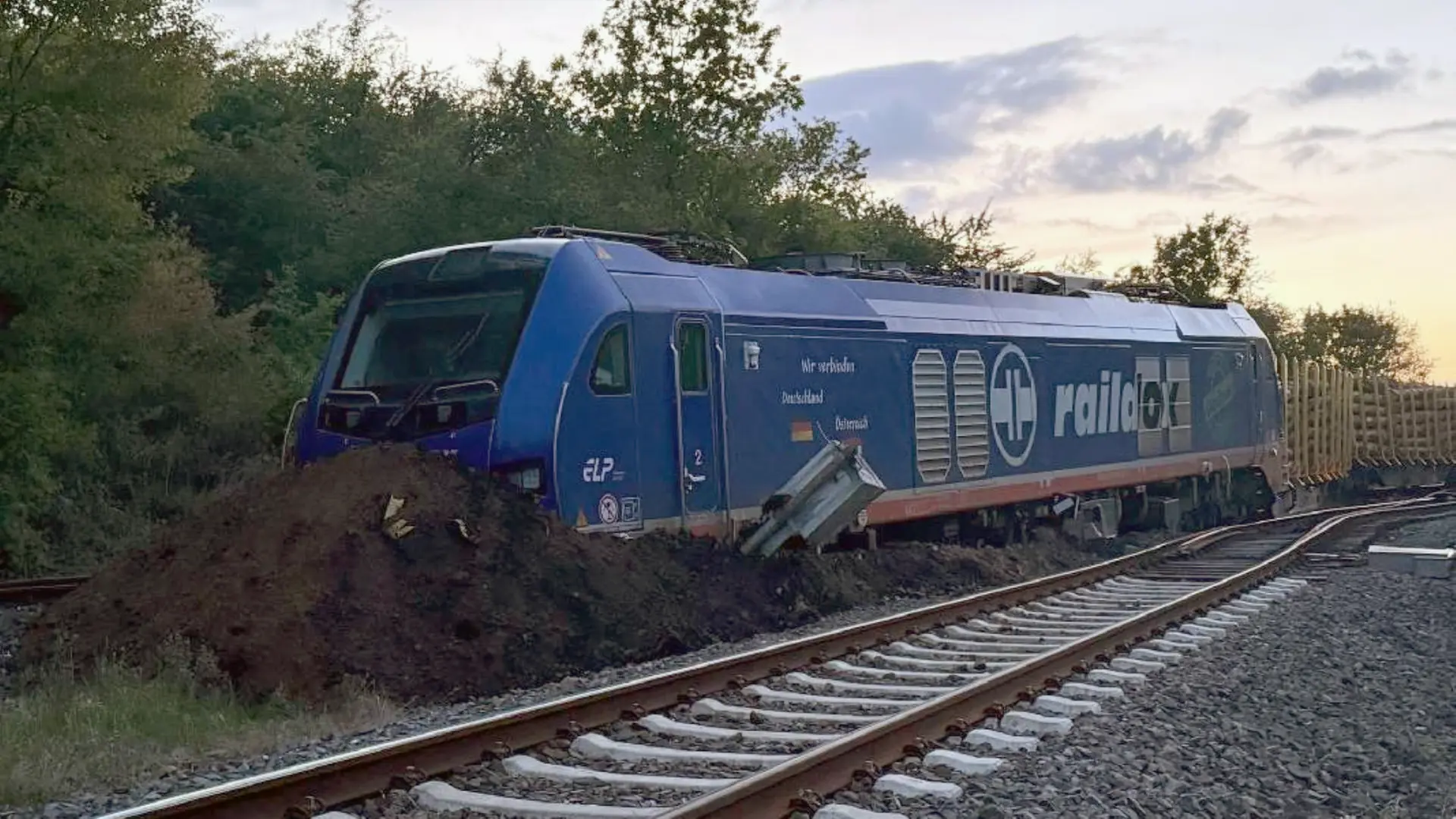 Rund um Plau am See: Einschränkungen im Bahnverkehr | ndr.de