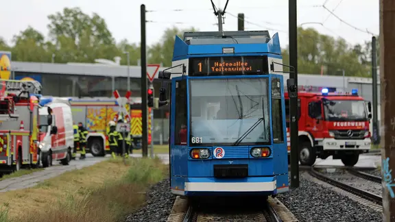 Rostock: Vierter Unfall mit Straßenbahn in drei Wochen | ndr.de