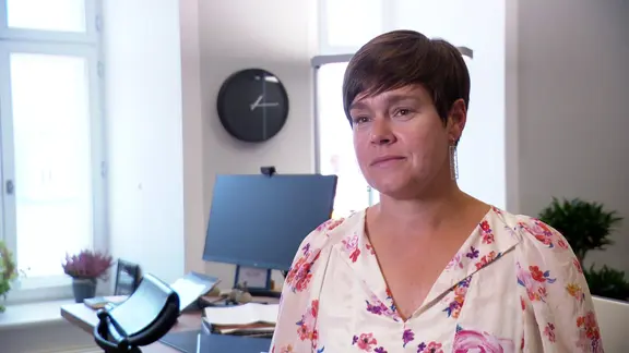 Rostocks Oberbürgermeisterin: "Der Ton ist rauer geworden" | ndr.de