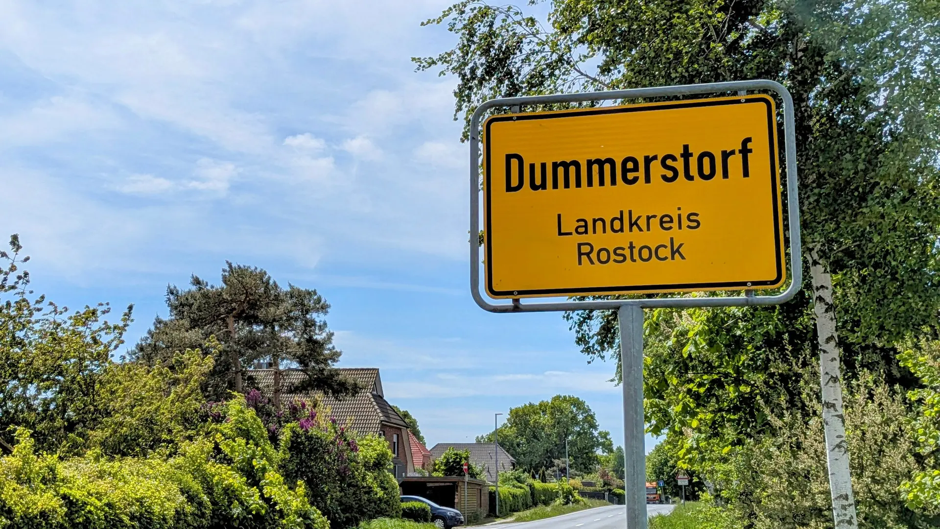 Dummerstorf: Folgenreiche Straßensperrung und Begrüßungsgeld | ndr.de