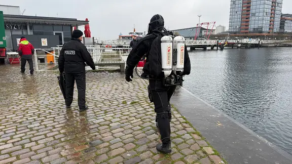 Messerangriff auf 13-Jährigen in Kiel-Hassee: Prozess gestartet | ndr.de