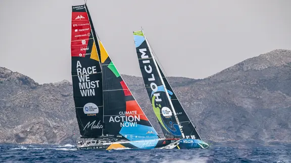 1. Etappe Ocean Race Europe: Start-Drama und ein Überholmanöver | ndr.de