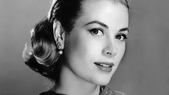 Grace Kelly: Hitchcocks "kühle Blonde" stirbt 1982 bei Unfall | ndr.de