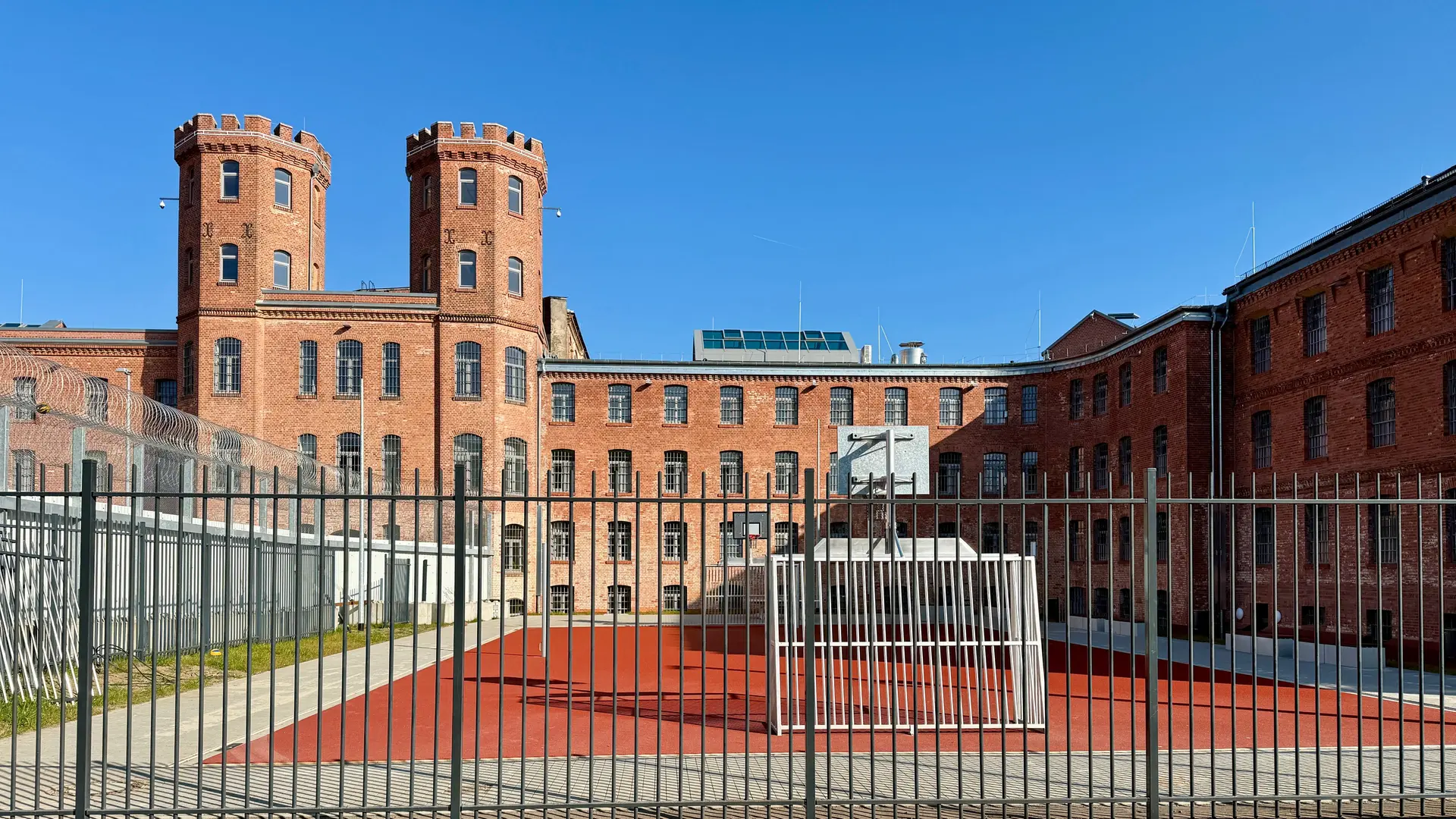 Gefangener in JVA Bützow gestorben | ndr.de