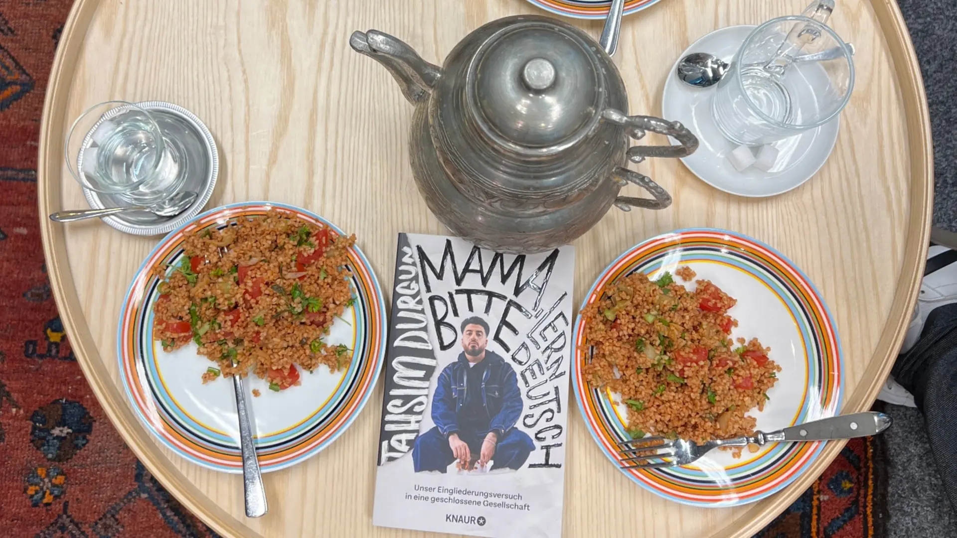 eat.READ.sleep.: (138) Bulgursalat mit Tahsim Durgun | ndr.de
