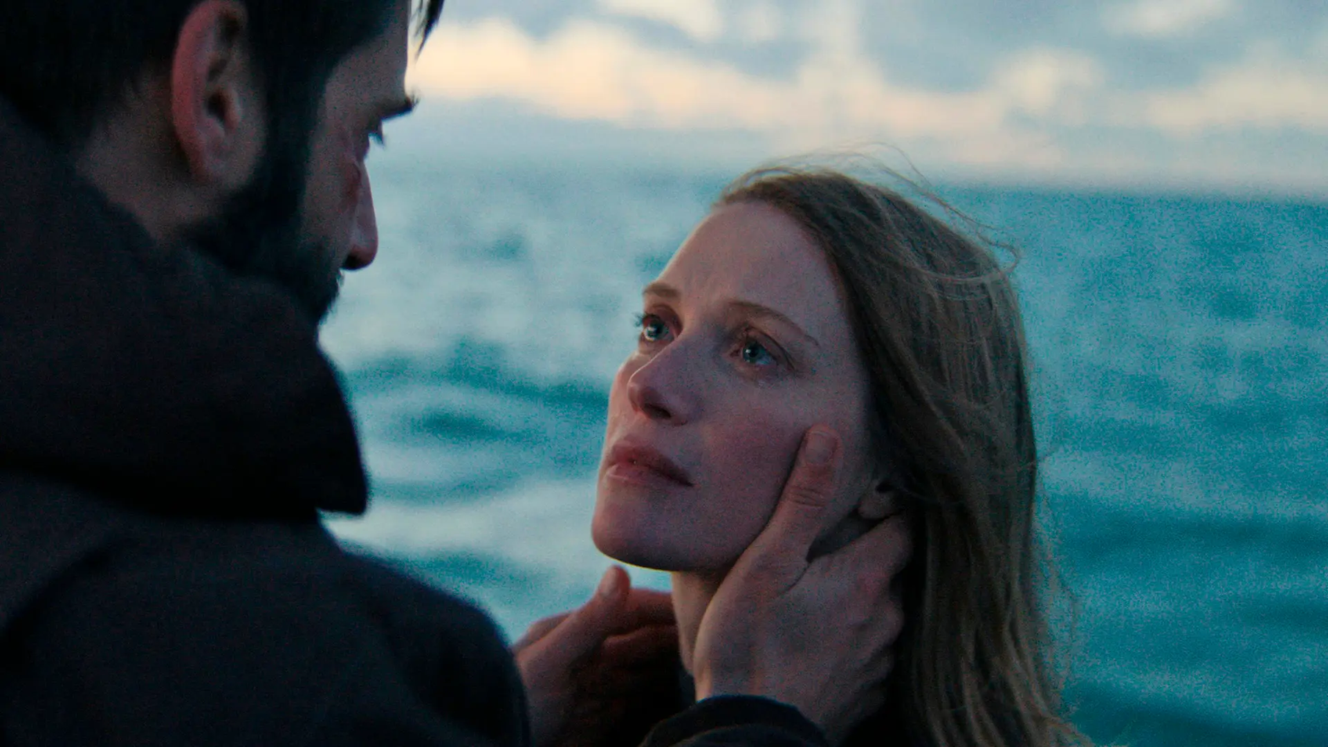 Mystery-Serie "Sea Shadows": Die Kunst, Dialoge zu übersetzen | ndr.de