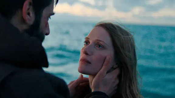 Umweltthriller "Sea Shadows - In gefährlicher Tiefe" in der ARD Mediathek | ndr.de