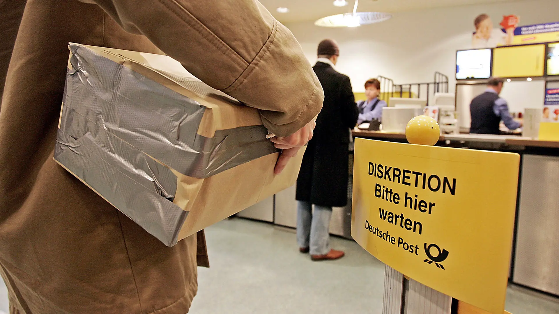 Klassische Post-Filialen schließen auch in Hamburg | ndr.de