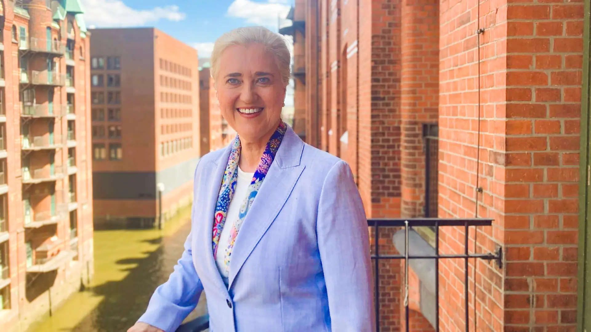 HHLA-Chefin Angela Titzrath - Zwischen Querflöte und Welthandel | ndr.de