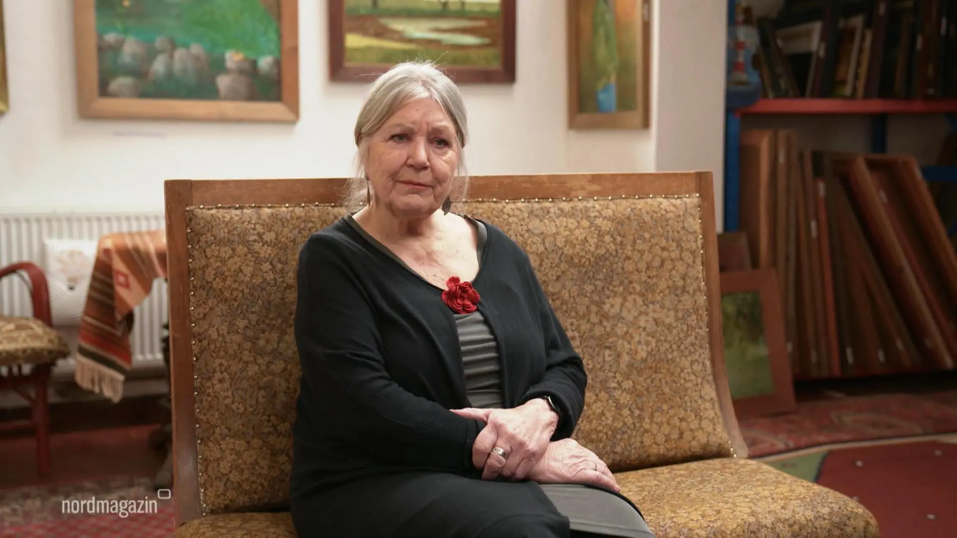 Autorin Helga Schubert: "Deutschland ist eine große Demokratie" | ndr.de