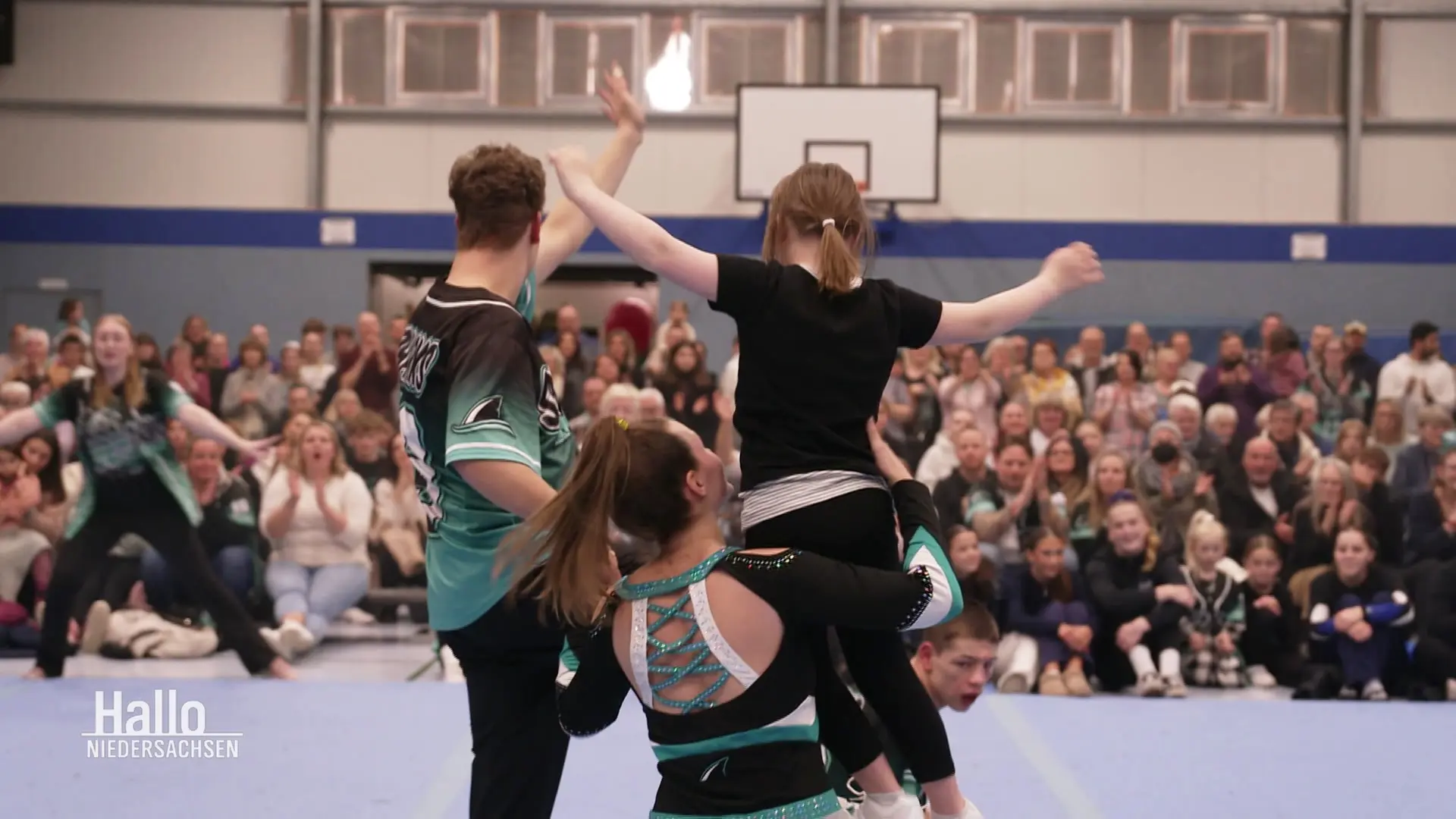 Sharks Unique: Inklusives Cheerleading-Team will ganz nach oben | ndr.de