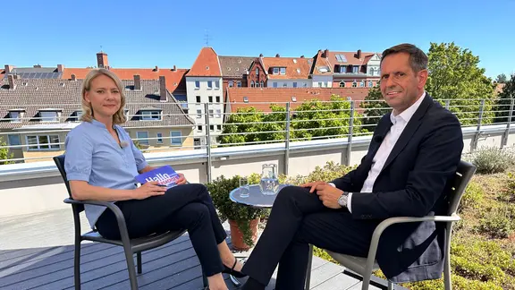 Bilanz: Olaf Lies seit 100 Tagen Ministerpräsident in Niedersachsen ...